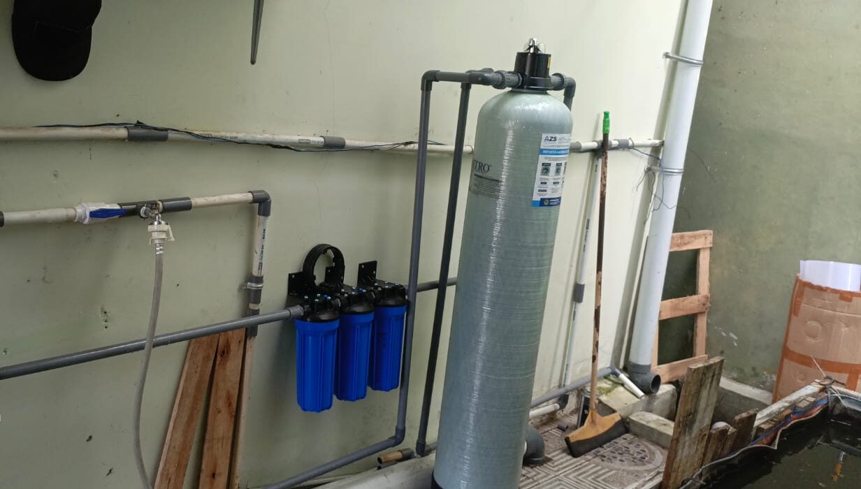 Filter Air 1354 UV dan Mesin RO 1000 GPD di SPPG Wirokerten - AZS Water ...